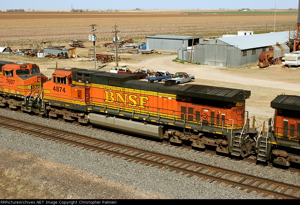 BNSF 4874